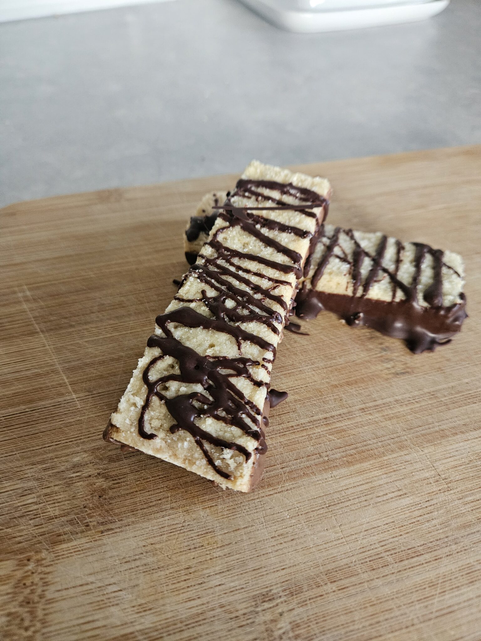 Shortbread with Chocolate Covering – The Lanky Chef